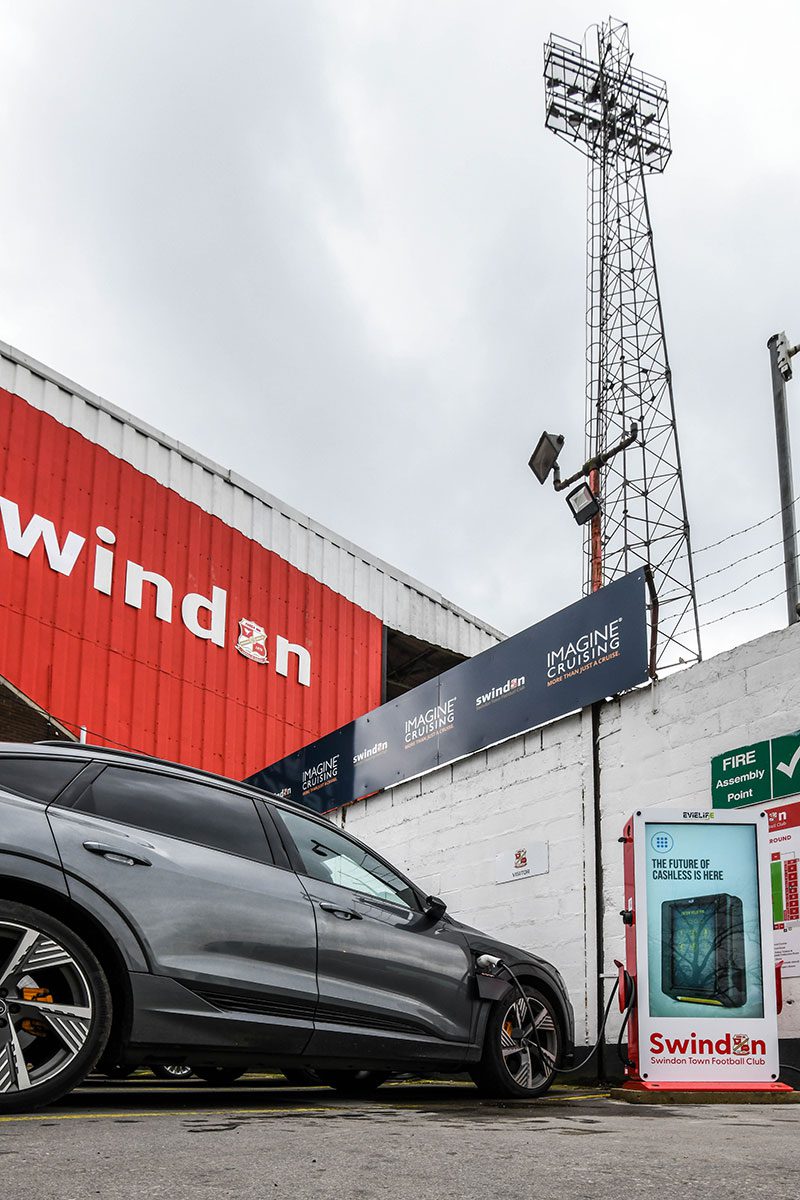 Hydra Apollo dual 22kW EV charging